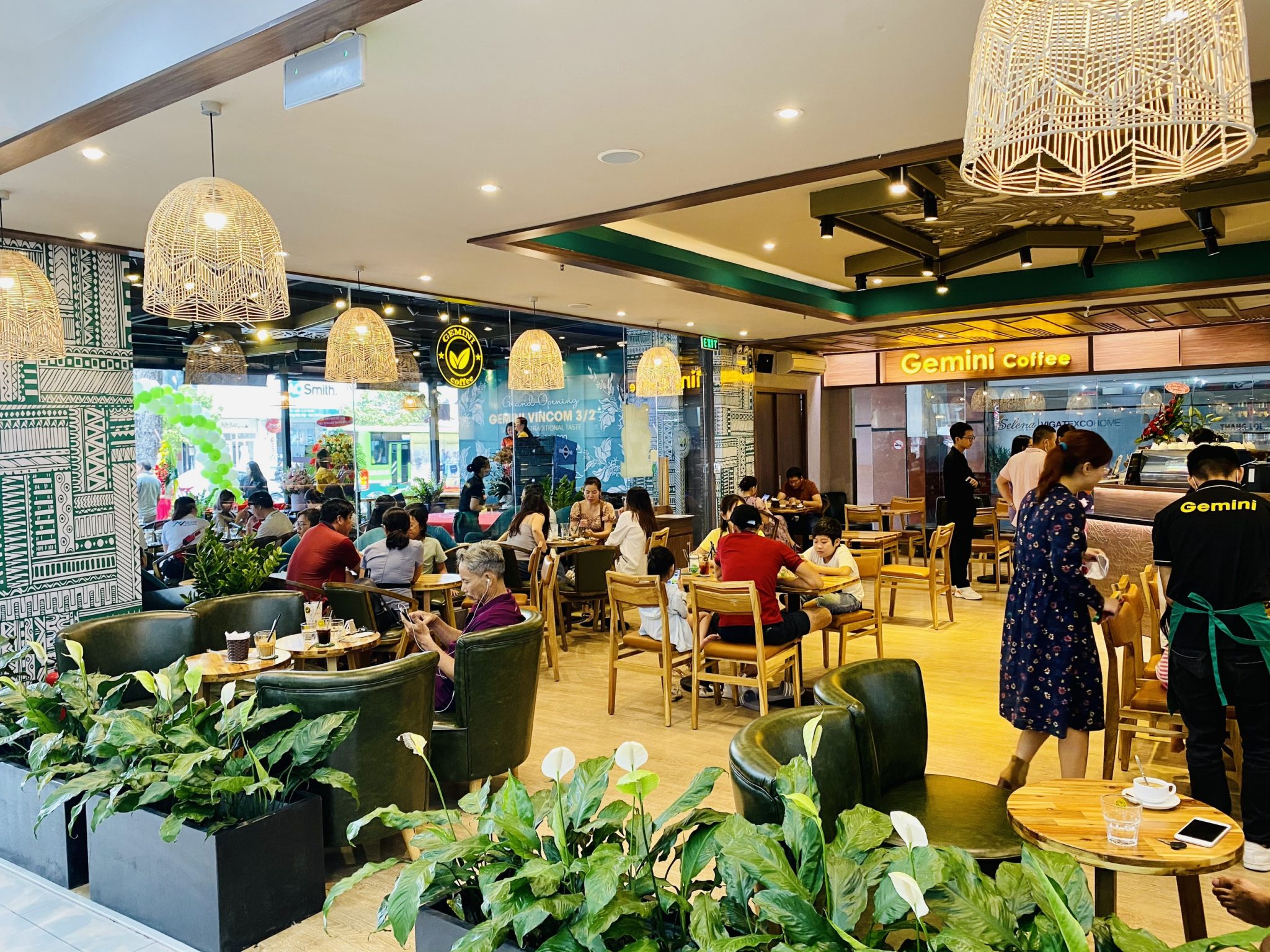 Tuyển dụng – Gemini Coffee